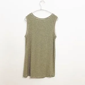 CAbi | Tops | Cabi 556 Surf Tank Medium Euc | Poshmark